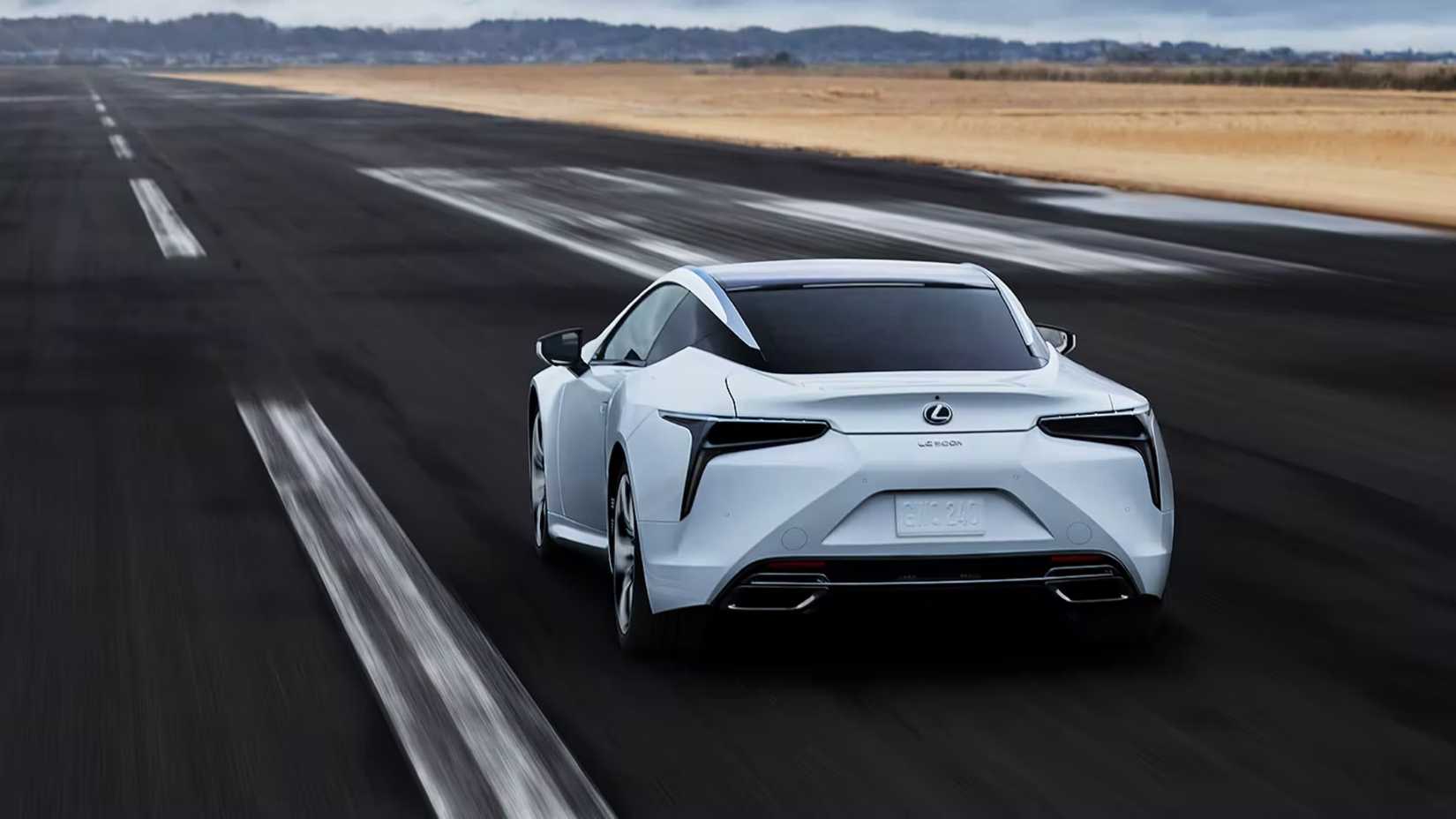 The Reliable Luxury Hybrid You Probably Never Considered