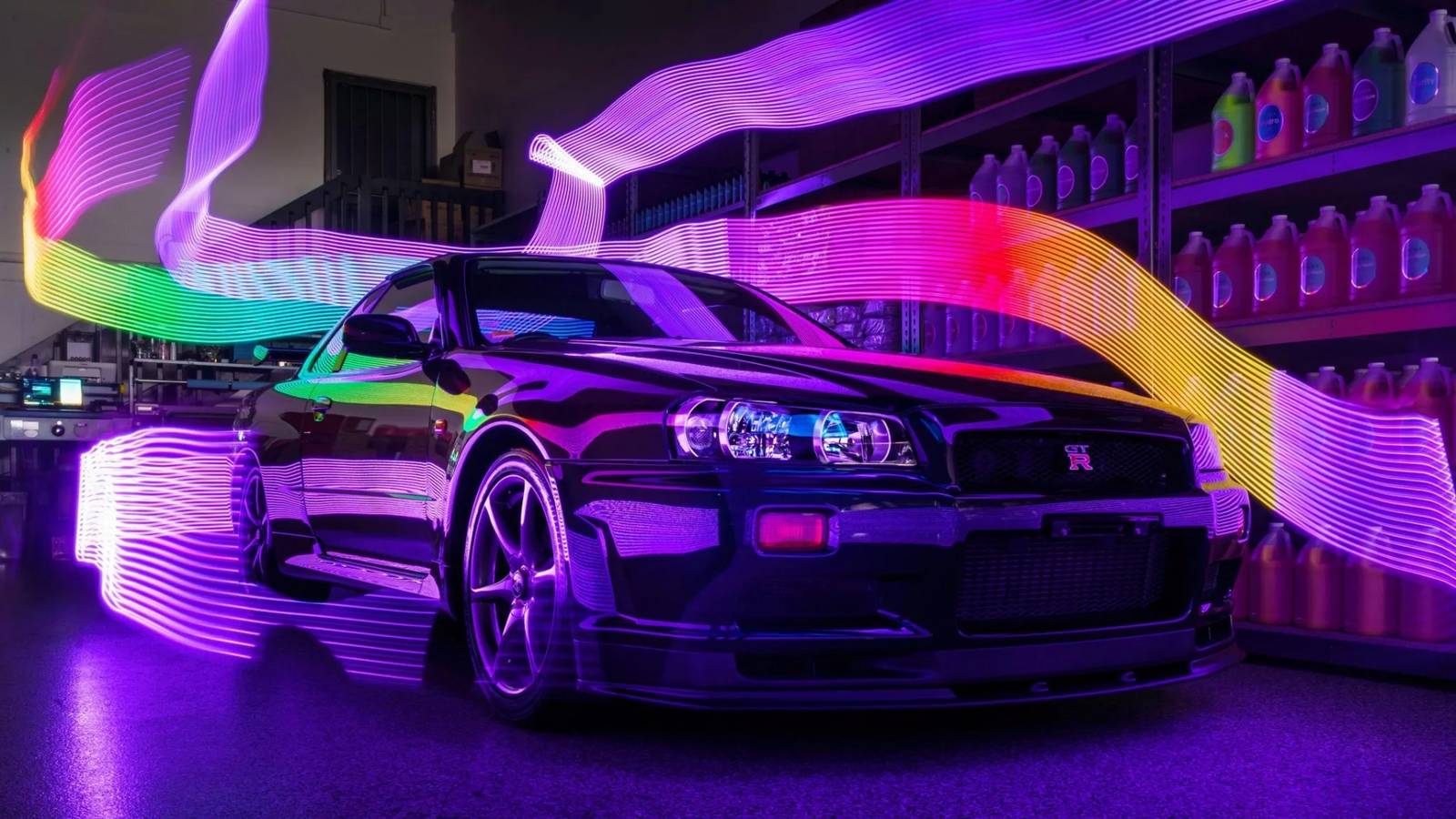 Here’s What Makes the Nissan Skyline GT-R R34 The Ultimate Japanese Icon