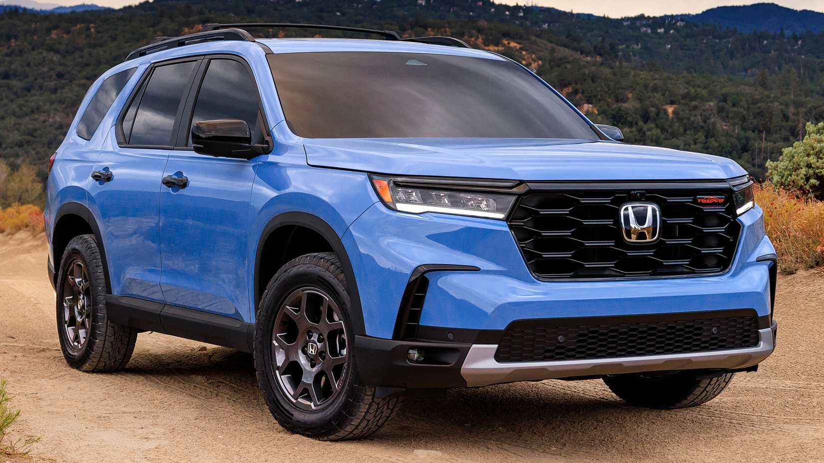 The Fastest Three-Row SUVs, Ranked