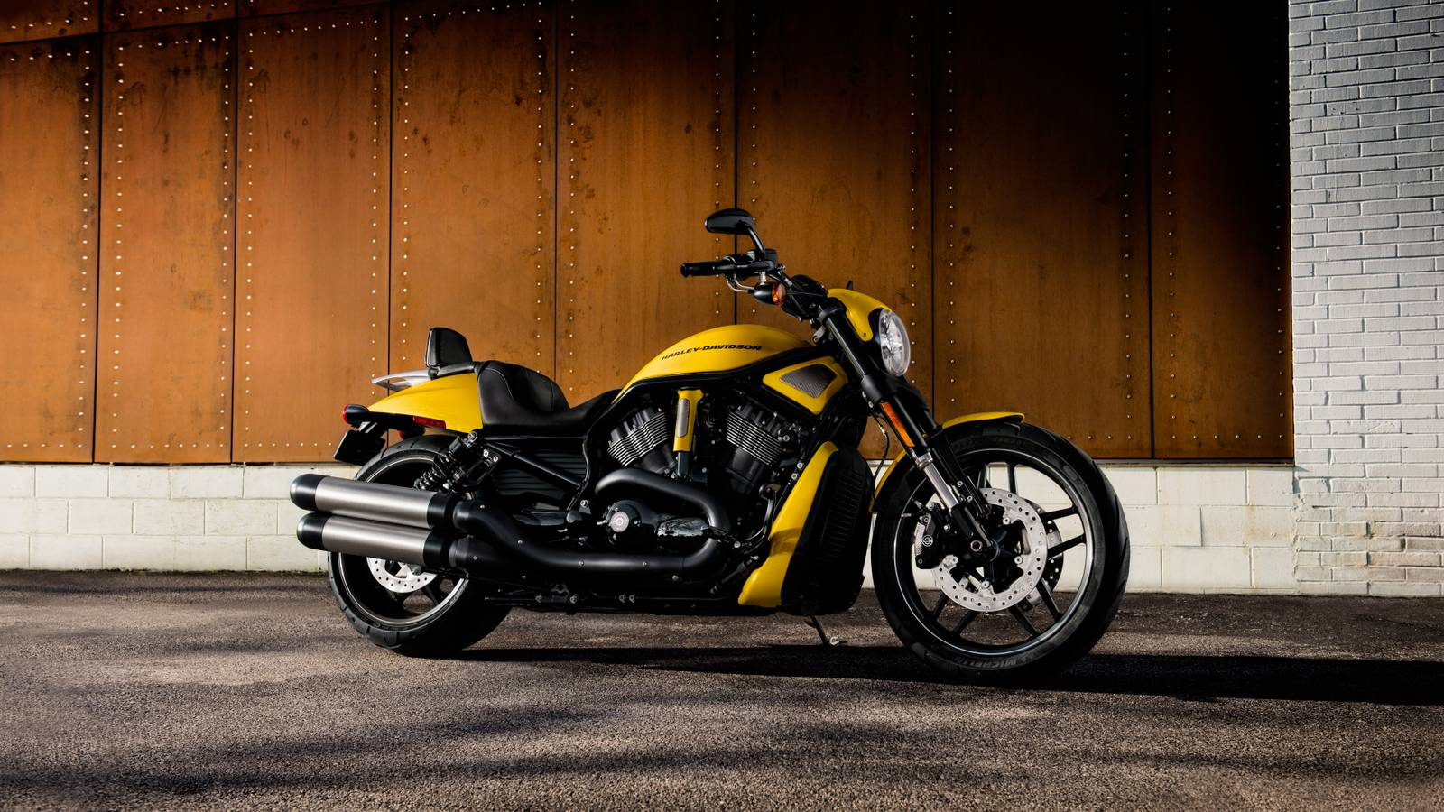 How The Harley-Davidson V-Rod Redefined Performance And Style In The ...