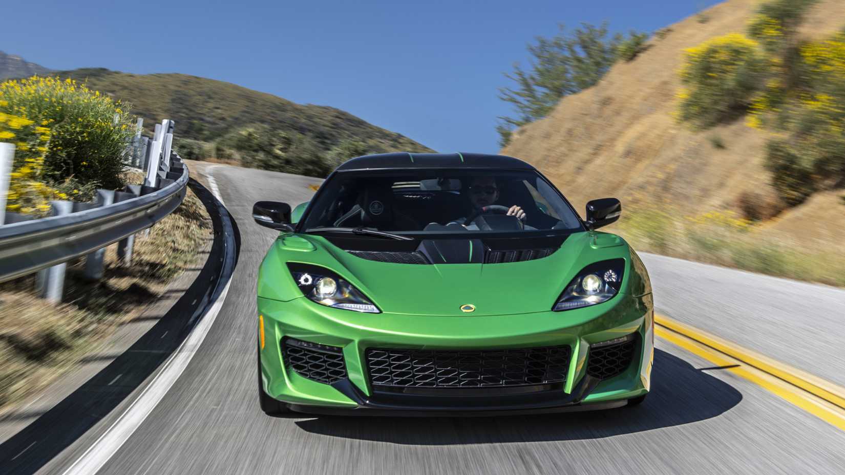 10 Underrated Sports Cars That Are Definitely Worth Buying