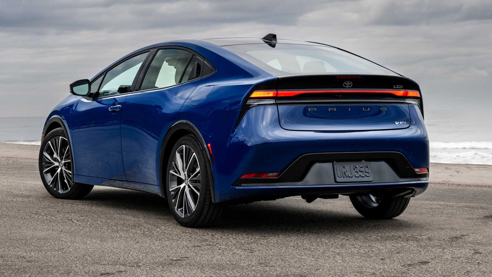 Here's How Much The Toyota Prius Depreciates After 1 Year