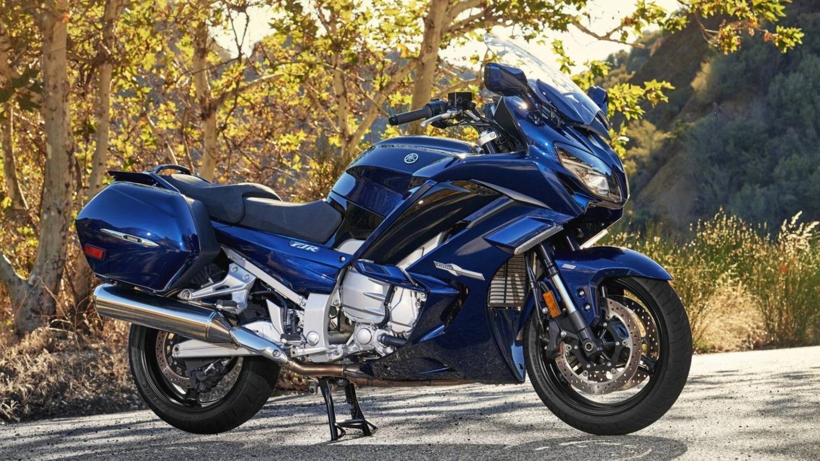 10 Reasons To Choose The Yamaha FJR1300 For Your Next Touring Adventure