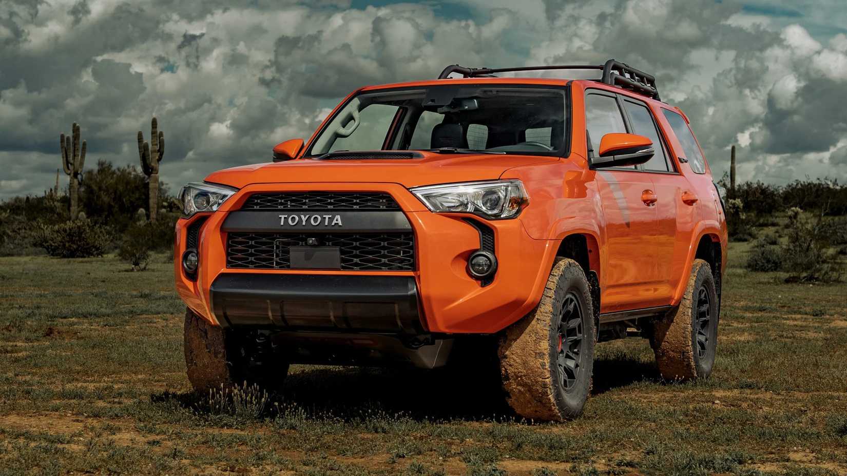 10 Affordable Mid-Size SUVs Ranked By Towing Capacity