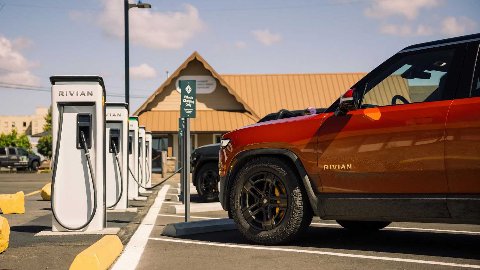 Here's How Much Electricity It Takes To Charge A Rivian