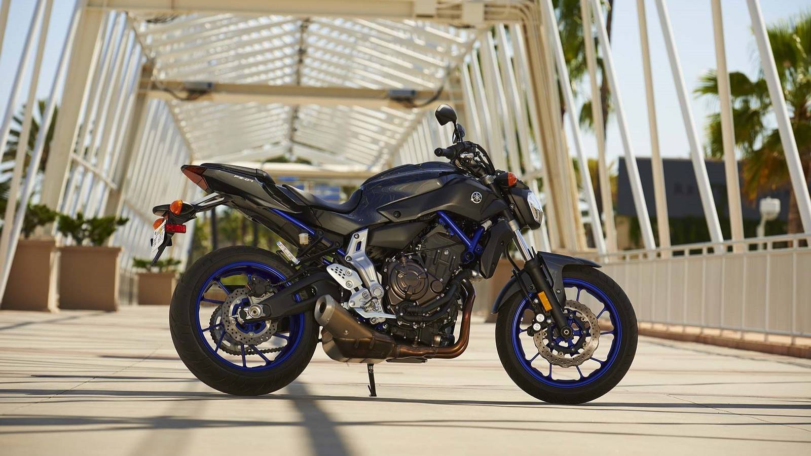 Yamaha FZ-07: What Makes This A Unique Beginner Bike