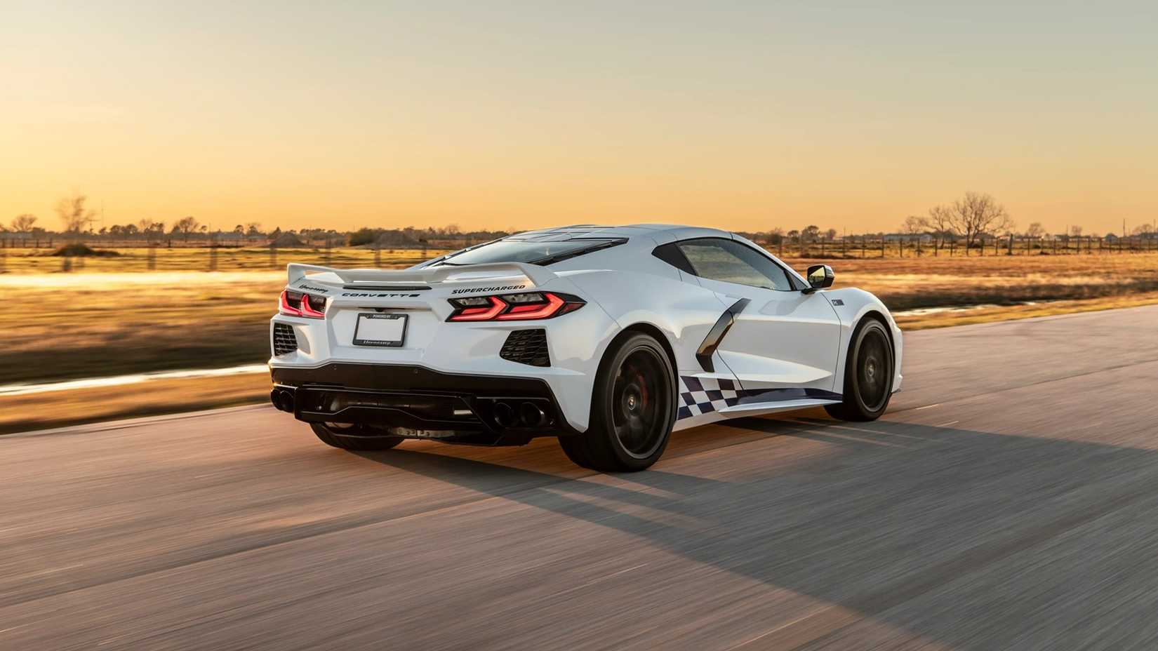 These 10 Upgrades Make The 2025 C8 Corvette Worth Every Dollar