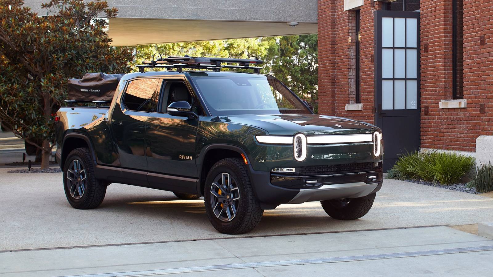 Here's How Much Electricity It Takes To Charge A Rivian