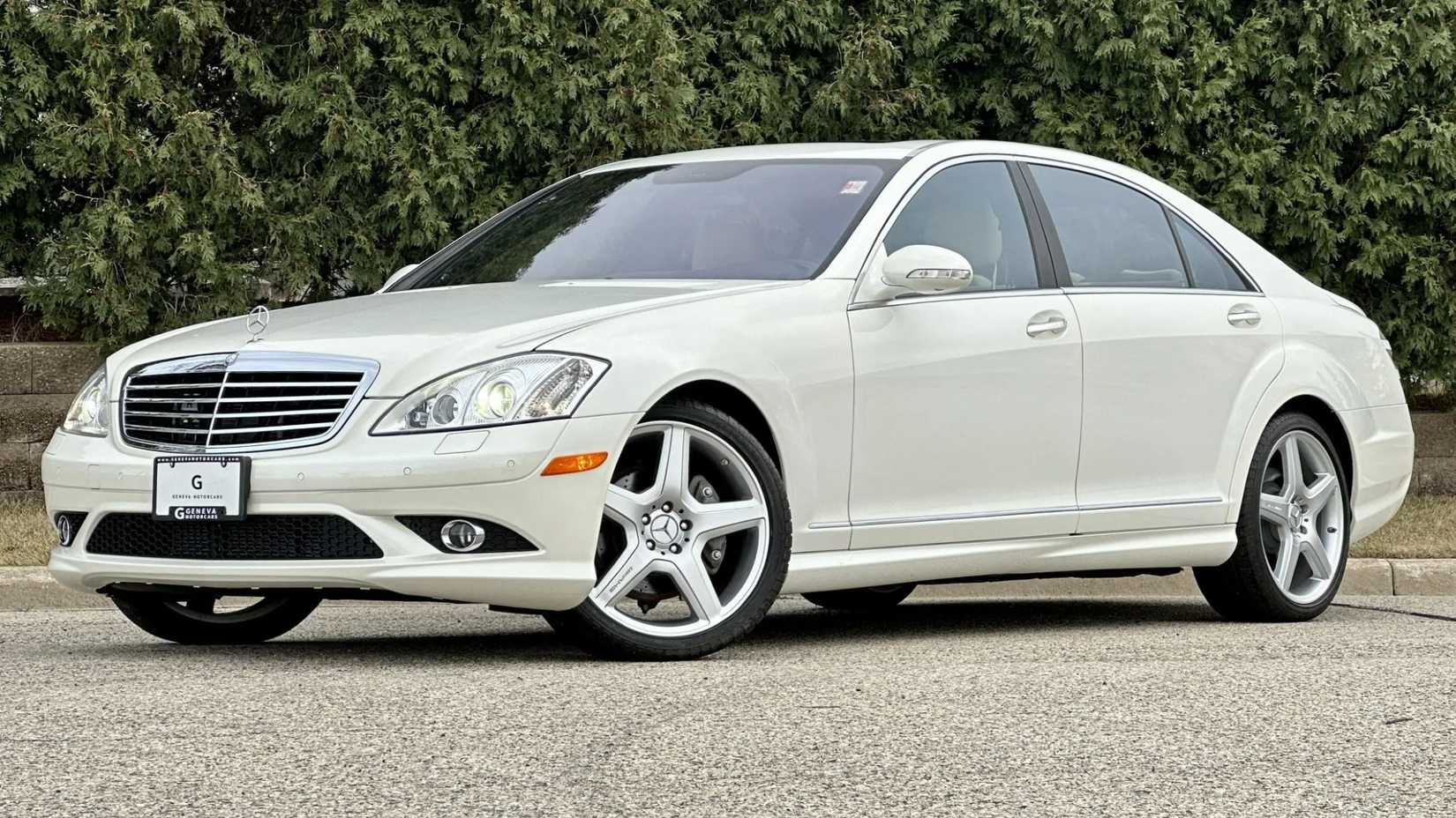 15 Dependable Luxury Cars That Cost Less Than The Average Price Of A ...