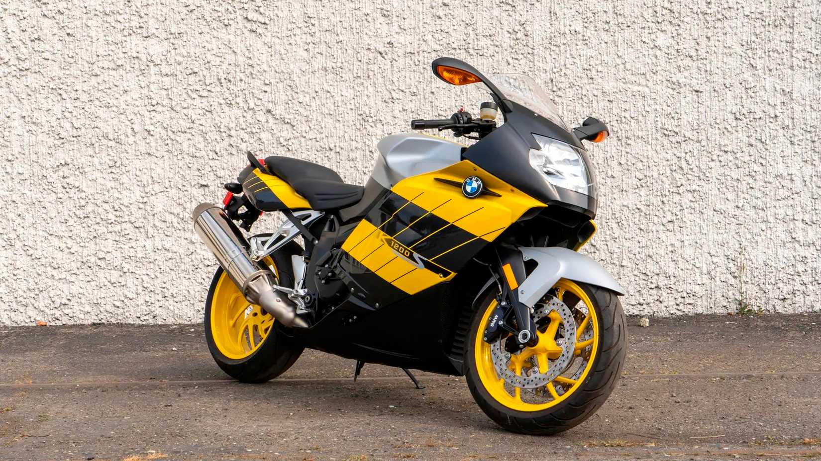 10 Fastest BMW Motorcycles Ever
