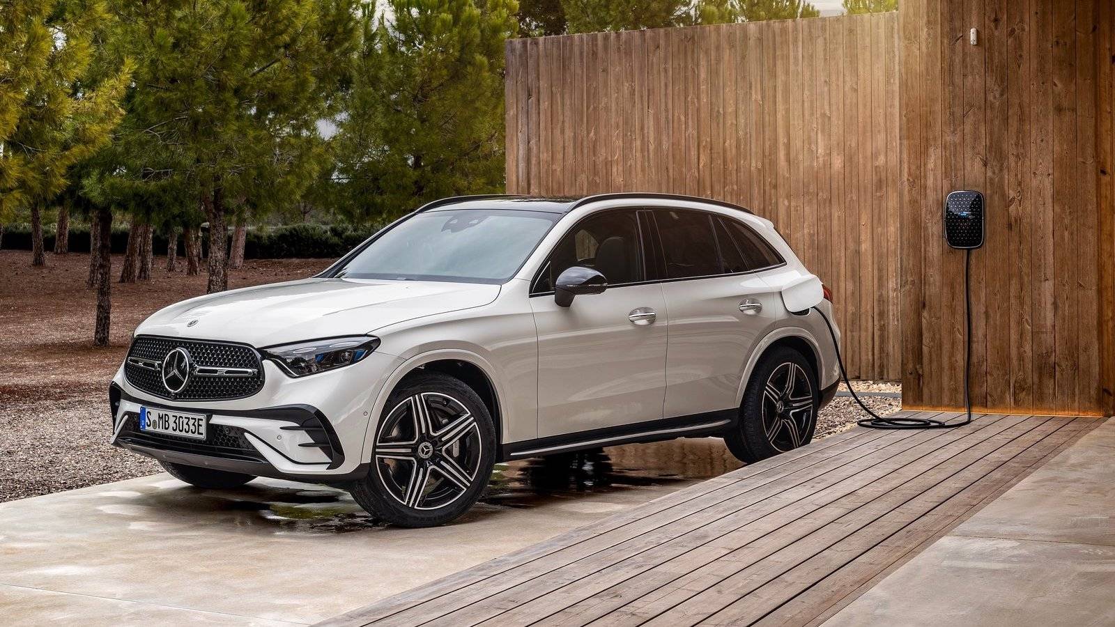 What You Need To Know About The New Mercedes-Benz GLC PHEV