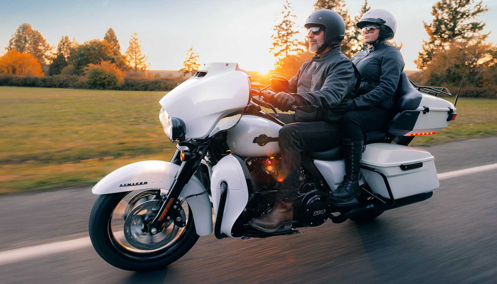 2024 Harley-Davidson Ultra Limited: A Comprehensive Guide On Features ...