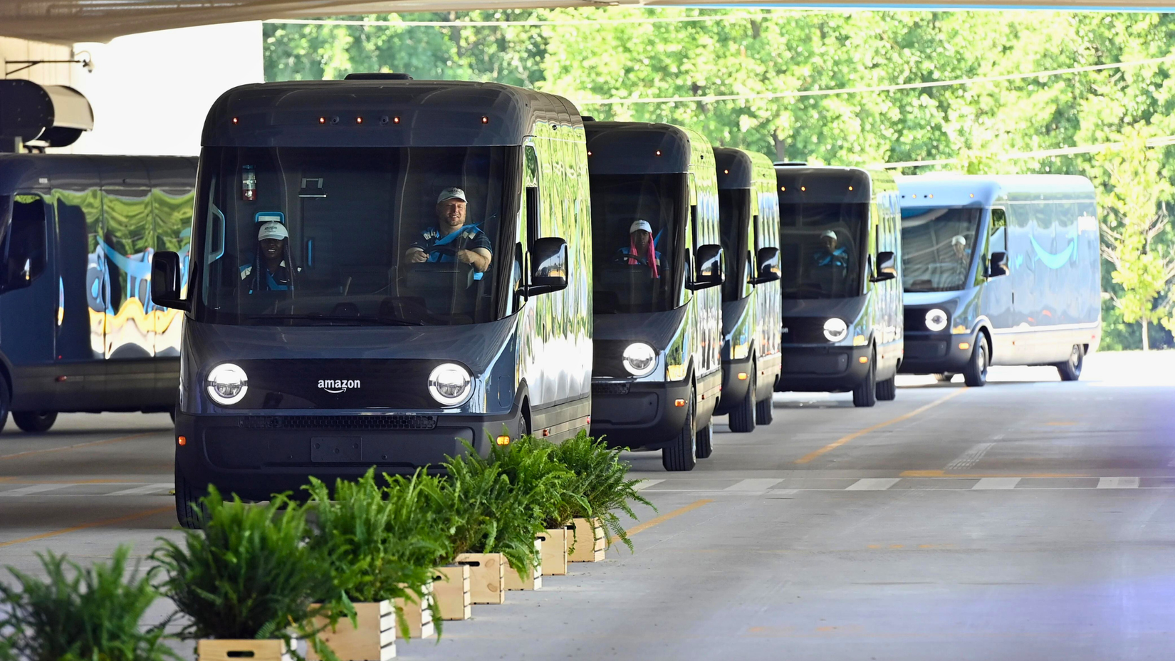 10 Cool Things About Rivian's Amazon Delivery Vans Most People Don't Know