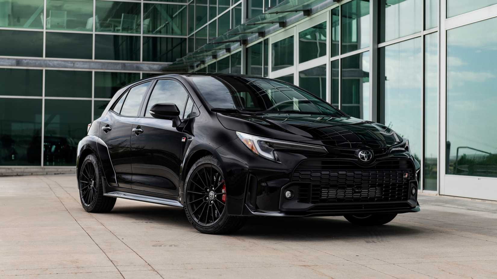 10 Fastest Gas-Powered Mainstream Cars To 60 MPH