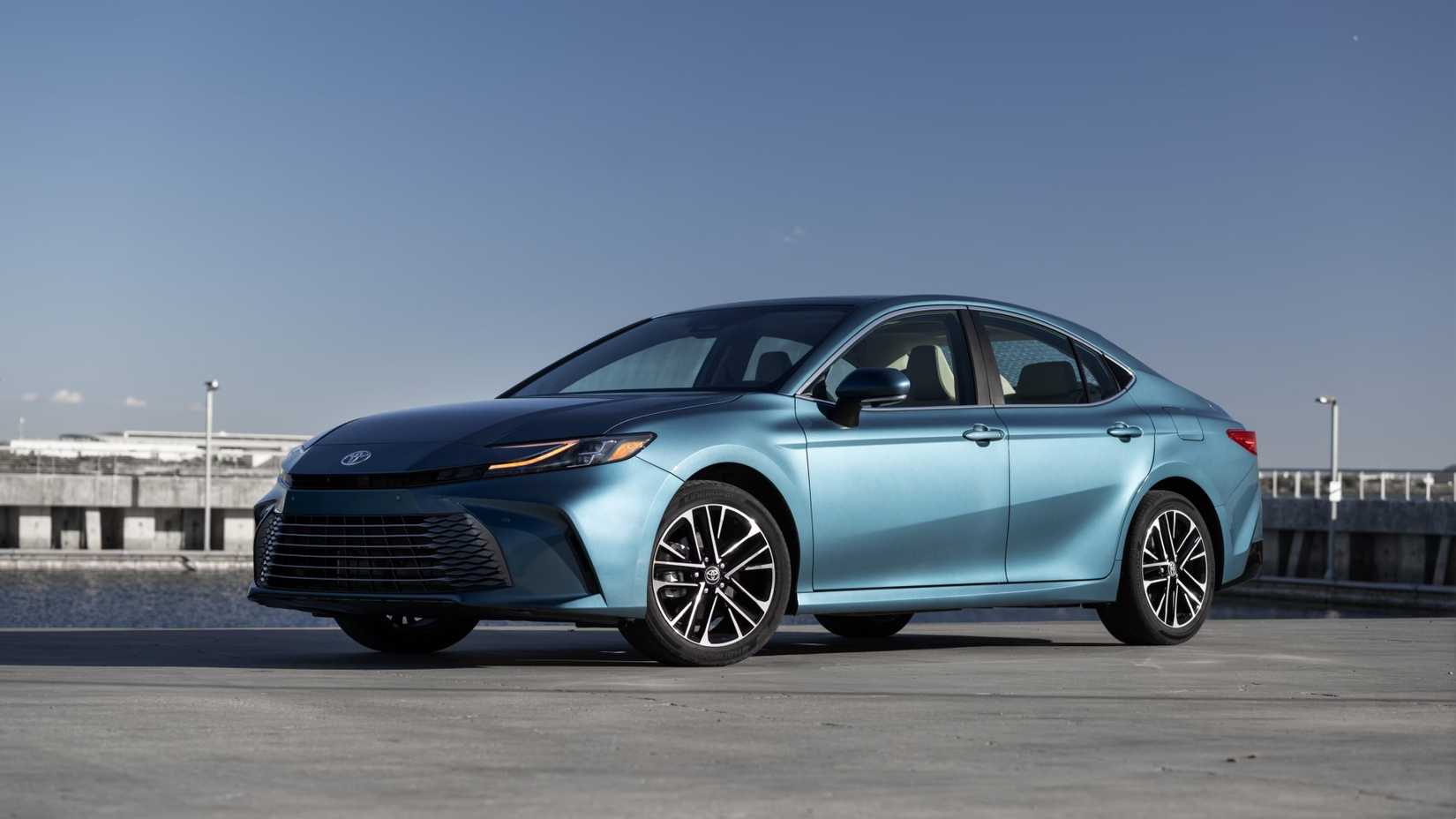 Best 4 Door Hybrid Car