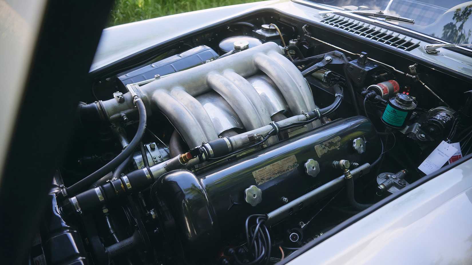 The Legacy Of The Mercedes-Benz 300 SL Gullwing: Mercedes Most Iconic ...