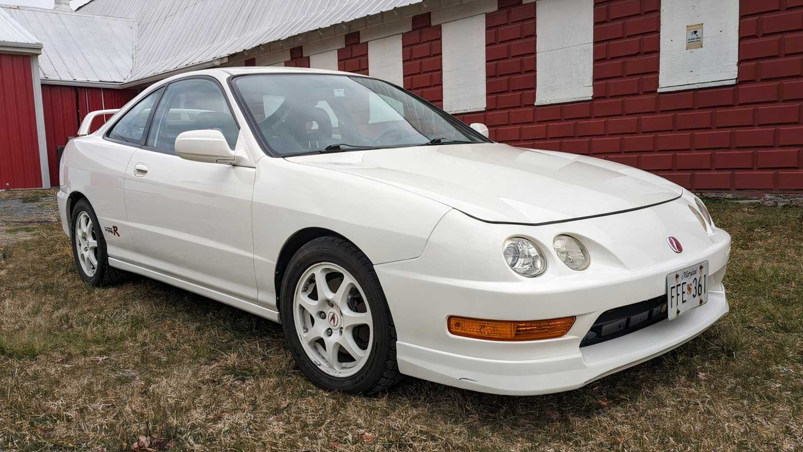 Top 10 Iconic Sports Cars Of The 1990s