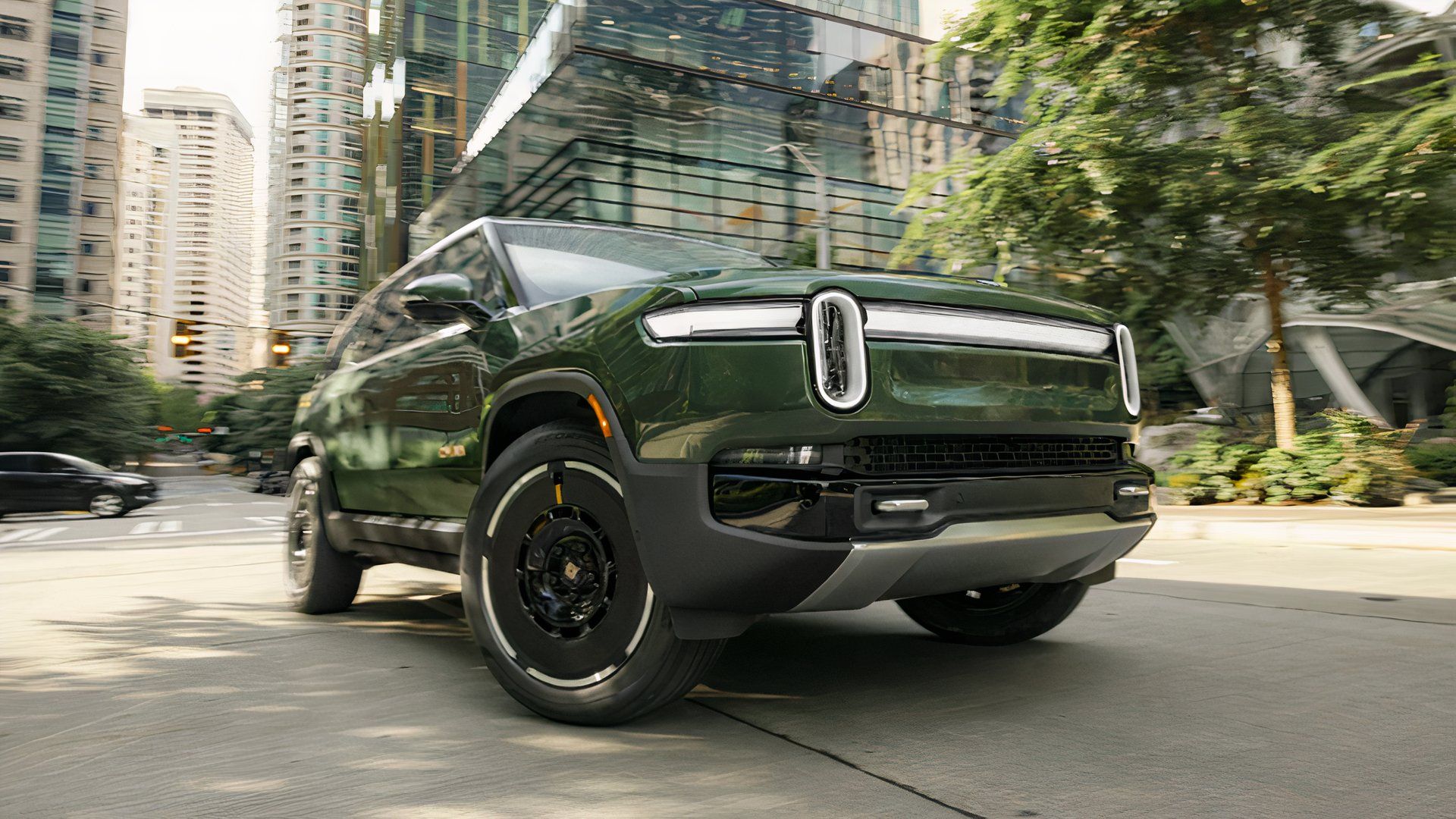 Rivian R1S | TopSpeed