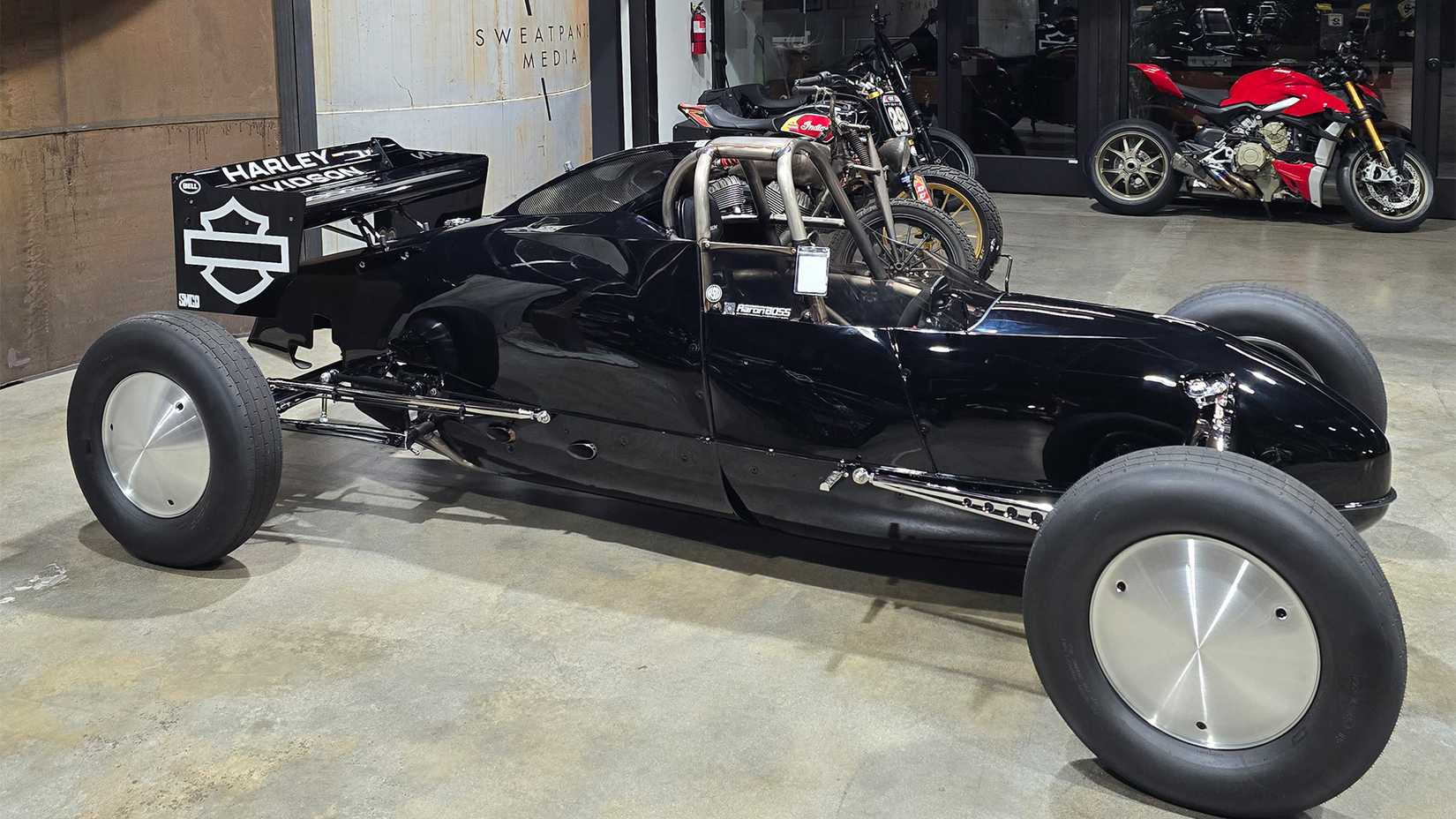 10 Outrageous Harley-Davidson Custom Bikes You Need To See