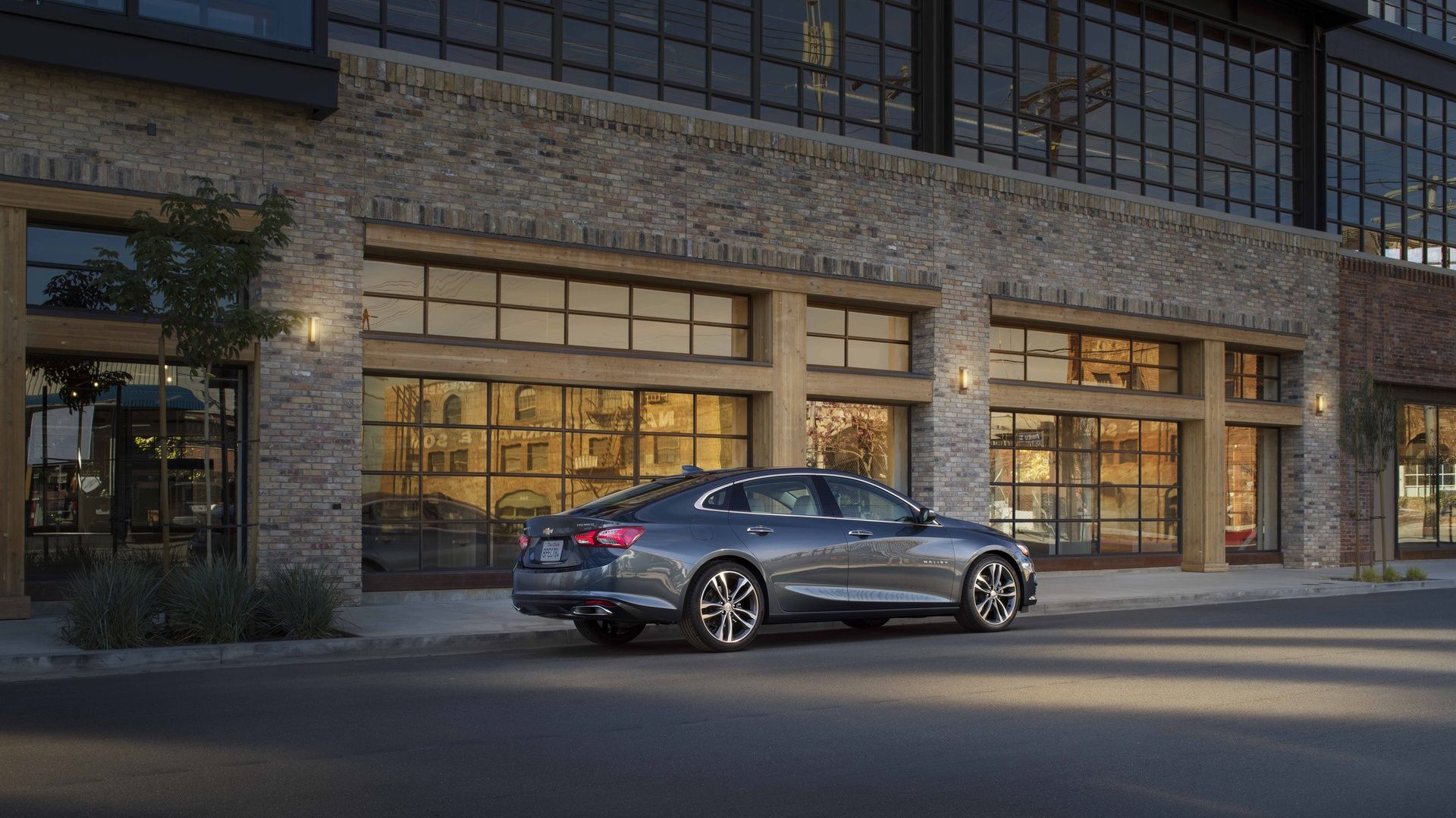 The Best 5-Year-Old Mid-Size Sedans To Buy Ranked By Price