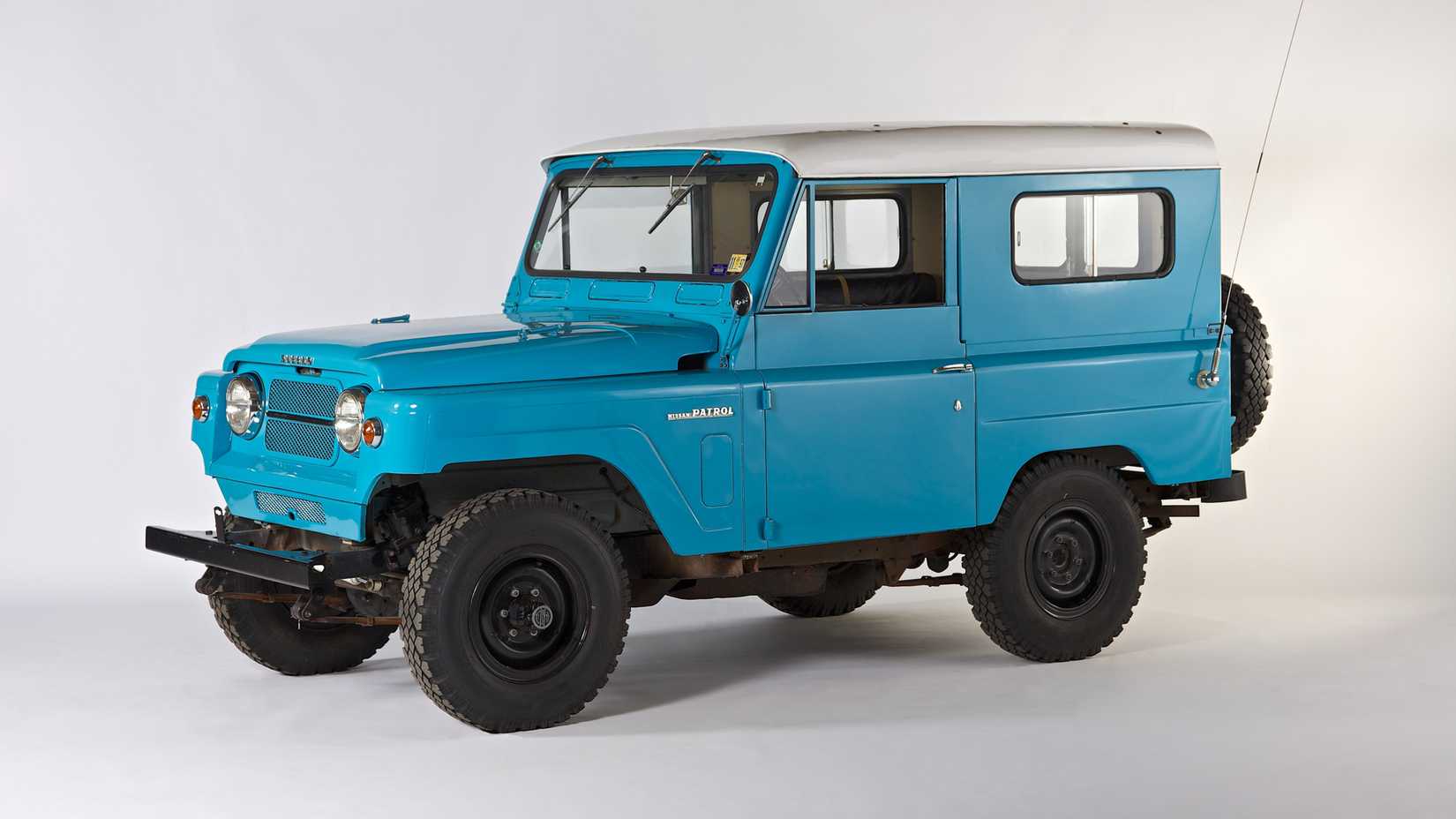 Nissan Teases Next-Gen Armada By Honoring The OG Patrol