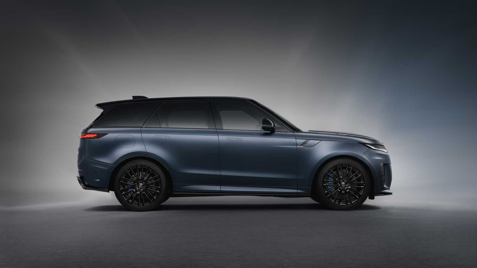 The 2025 Range Rover Sport SV Edition Two Cranks Up Its Badassery Level ...