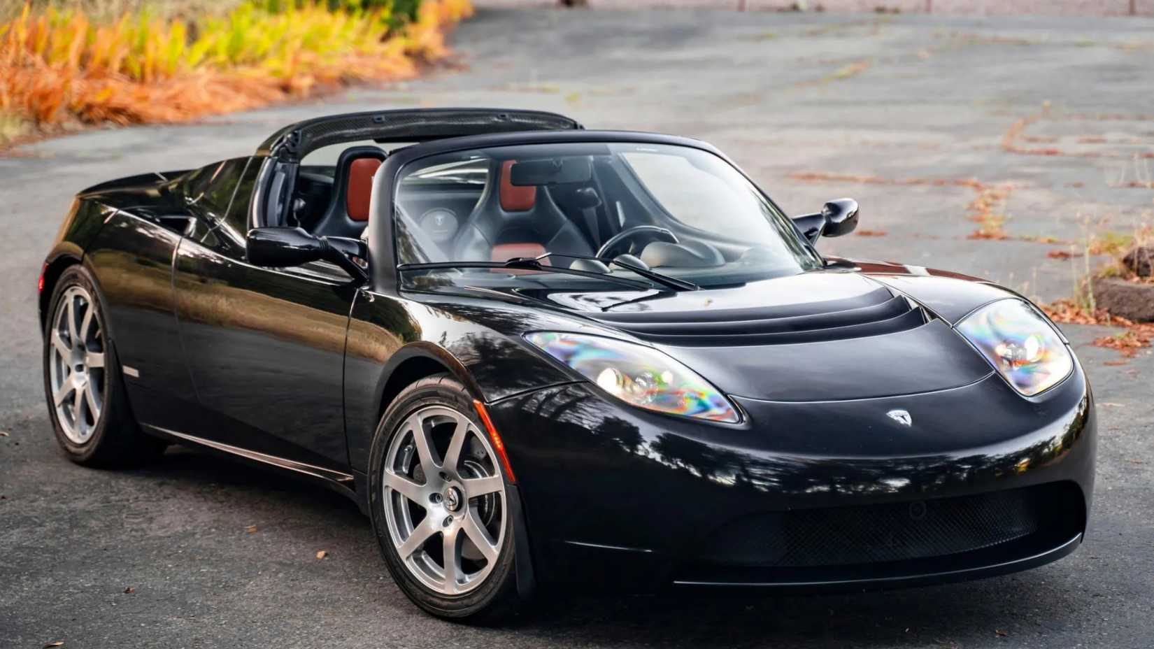 10 Things That Made The Original Tesla Roadster More Iconic Than You ...