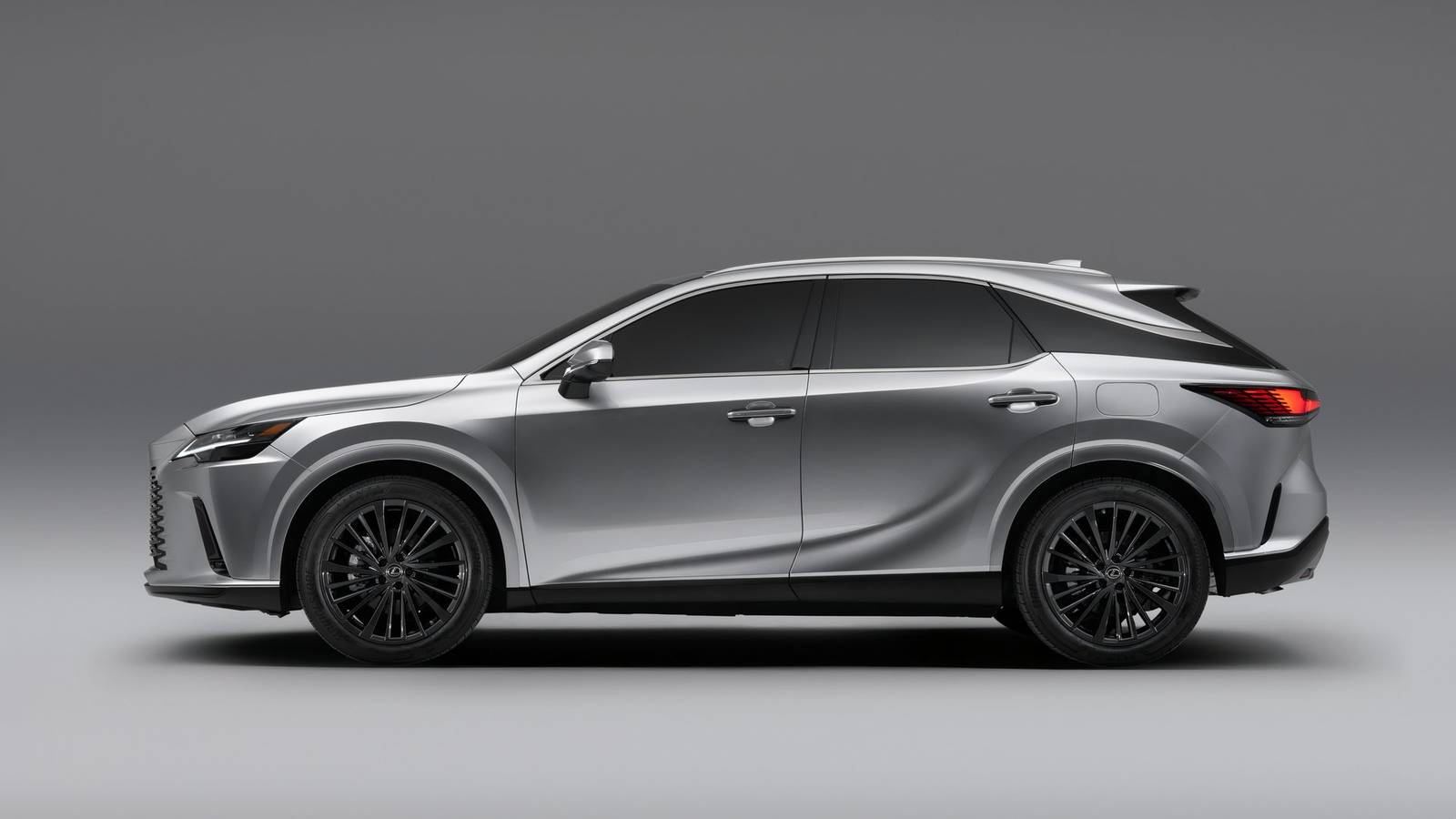 The Best Luxury Hybrid SUV You Can Buy Today That Can Do It All