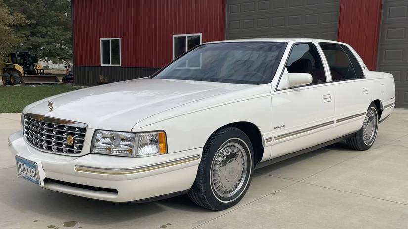 15 Super Affordable Luxury Cars From The 1990s With Notorious Reliability