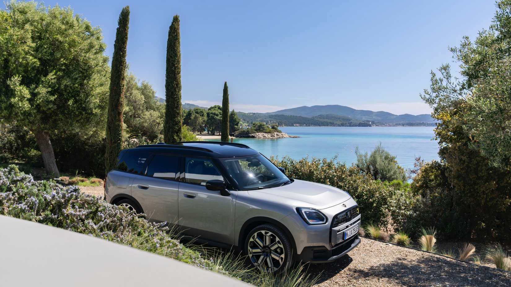 10 Affordable New SUVs With Over 200 Horsepower
