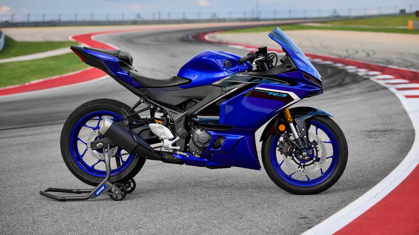 The 2025 Yamaha YZF-R3 Is Here And It Might Disappoint You