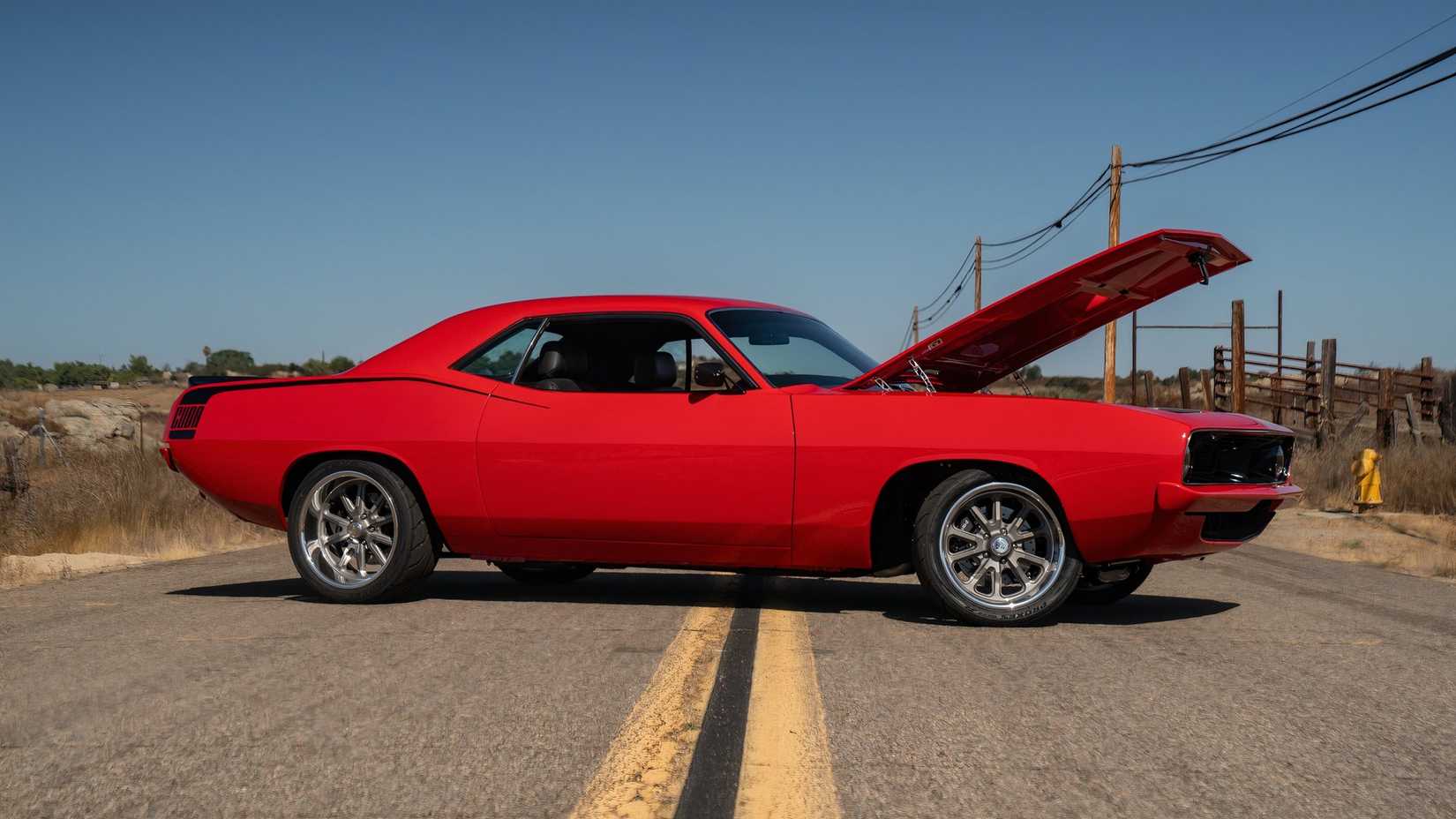 A Modern Spin on Classic Muscle: Inside This 1970 Hemi Cuda Restomod