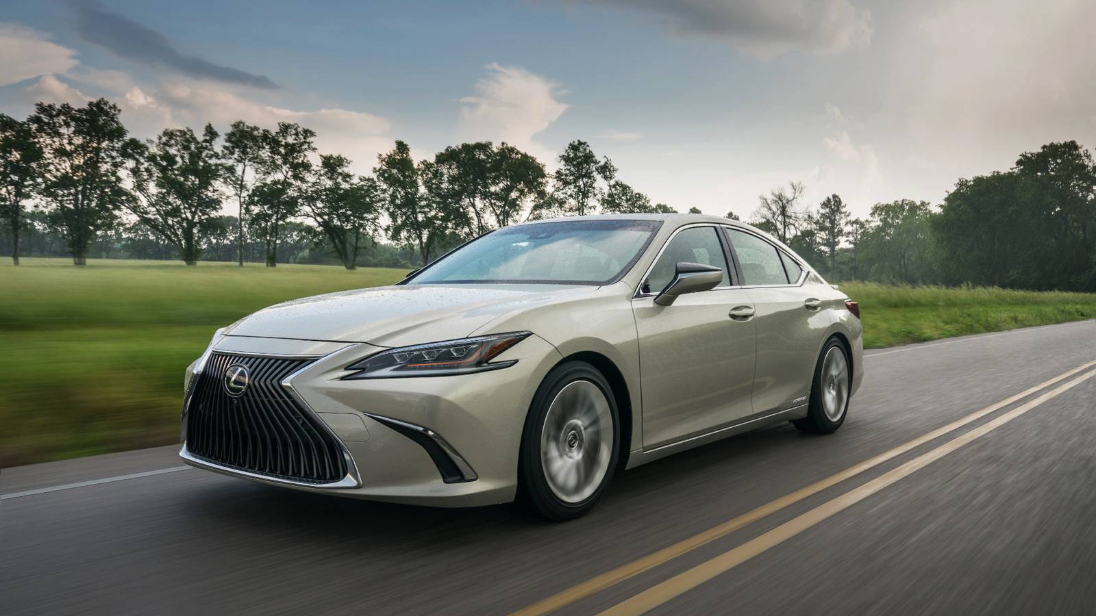 10 Lexus Models You Should Buy Used