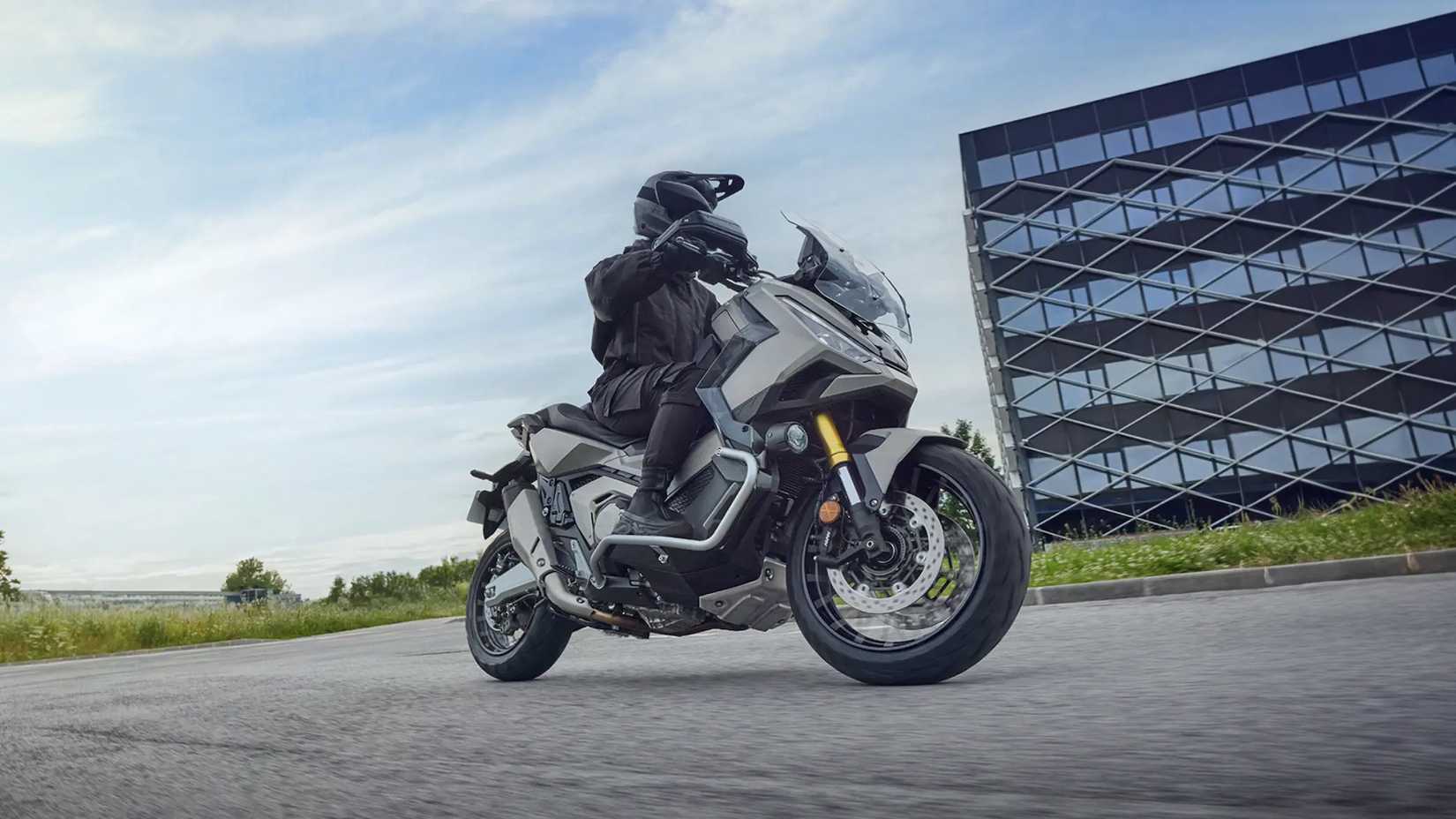 10 Incredible Motorcycles That Are Forbidden Fruits In The U.S.