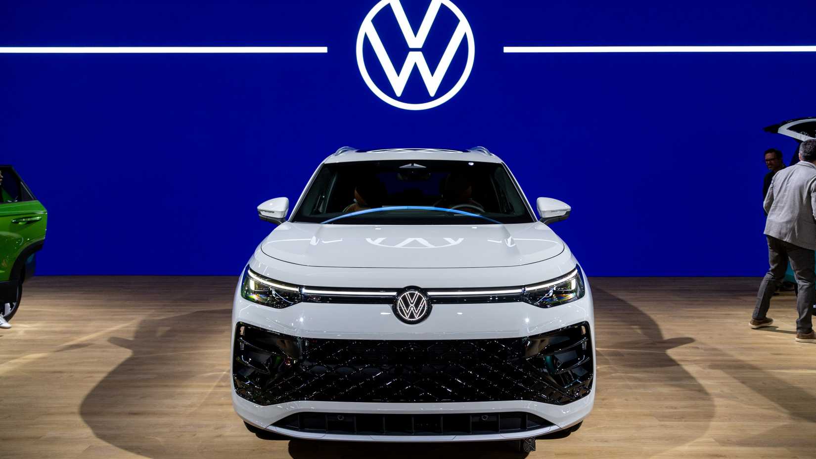 2025 Volkswagen Tiguan Interior And Exterior Picture Gallery