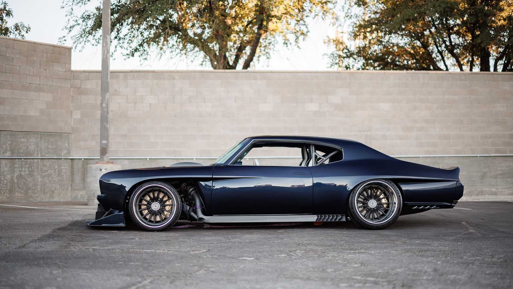 This Sinister, Heavily-Modded SEMA Showstopper Sets New Muscle Car Standard