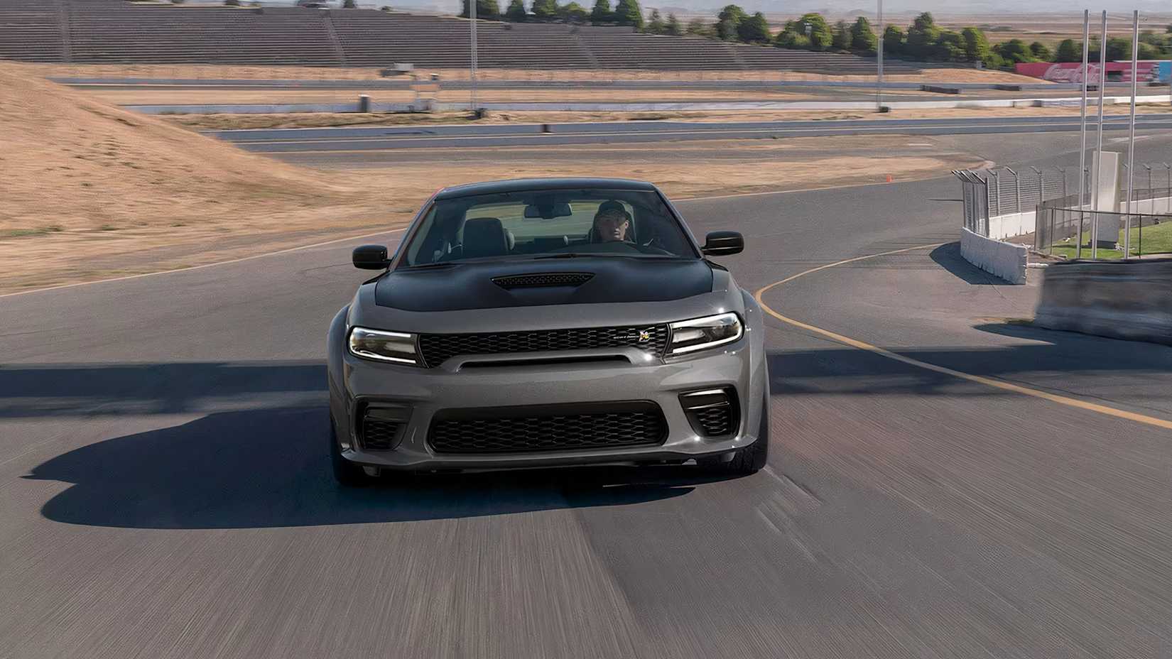 10 Full-Size Sedans With The Roomiest Interiors