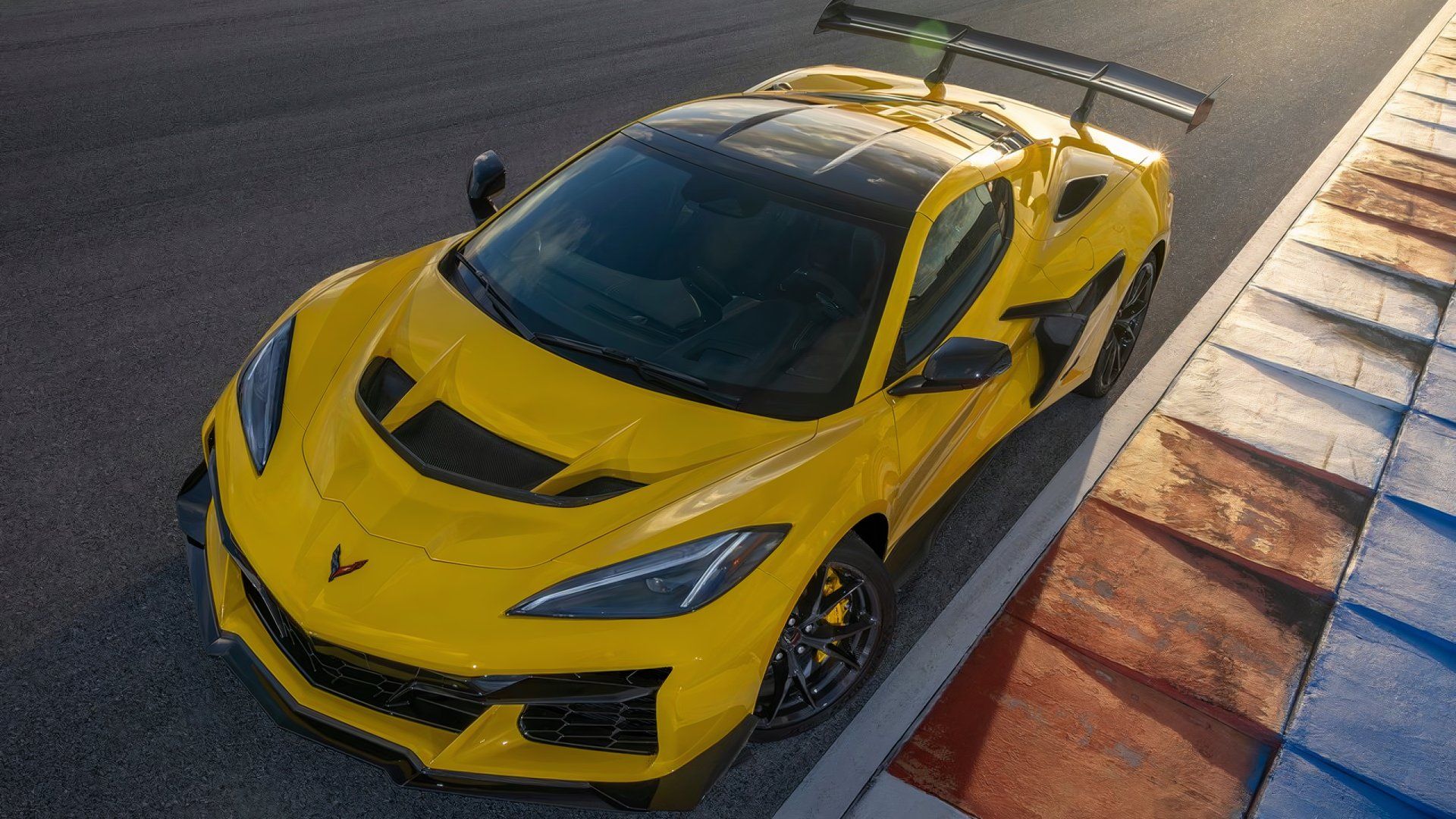 How Fast Can a Corvette Go? Top Speed Stats Revealed