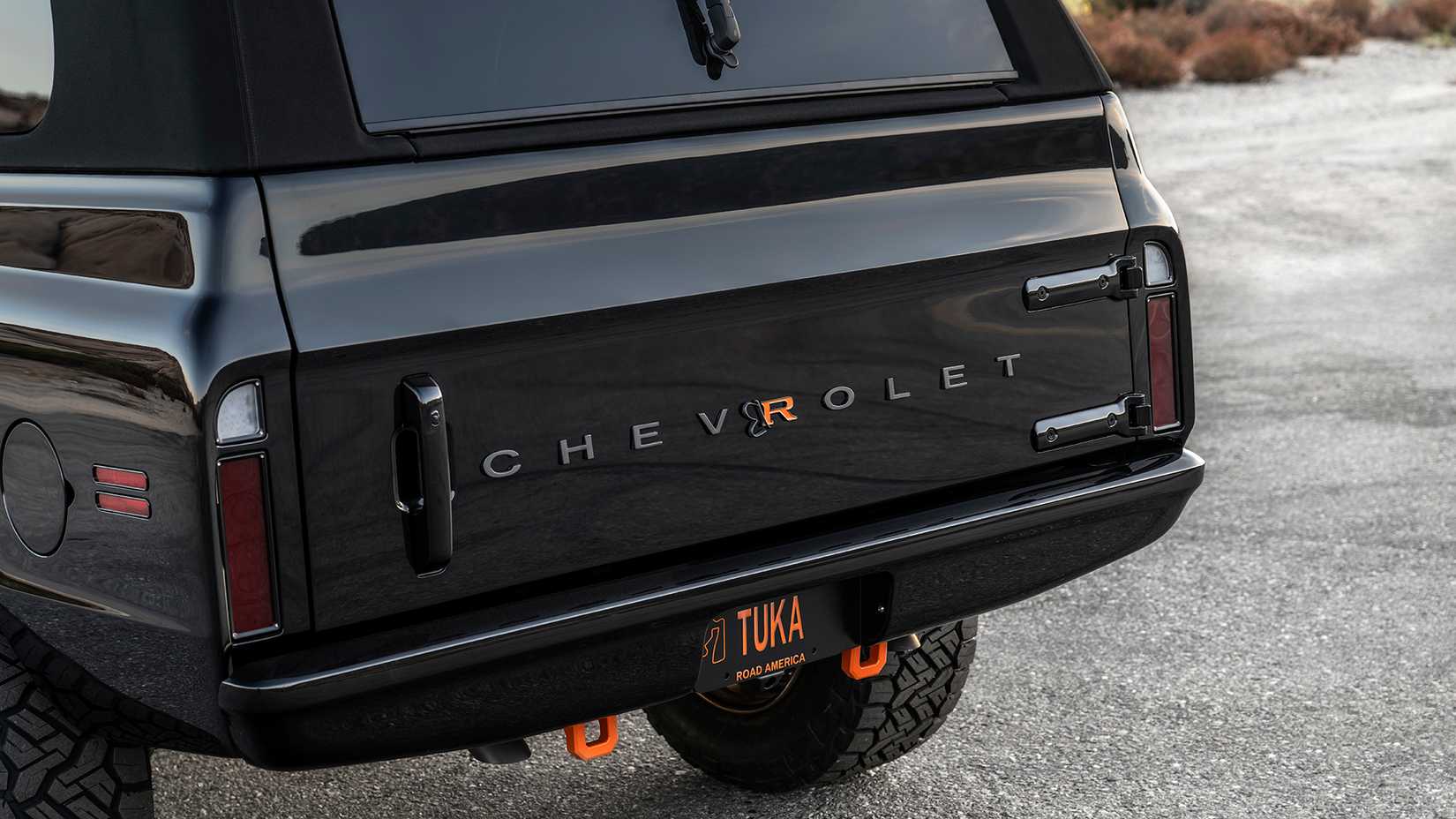 The Ringbrothers "TUKA" Chevy Blazer Blends Toyota And Jeep Components ...