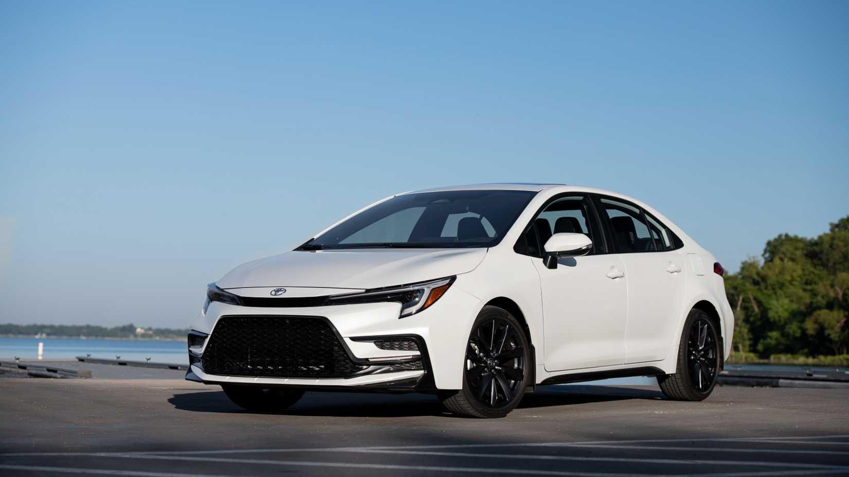 2025 Toyota Corolla Interior And Exterior Picture Gallery