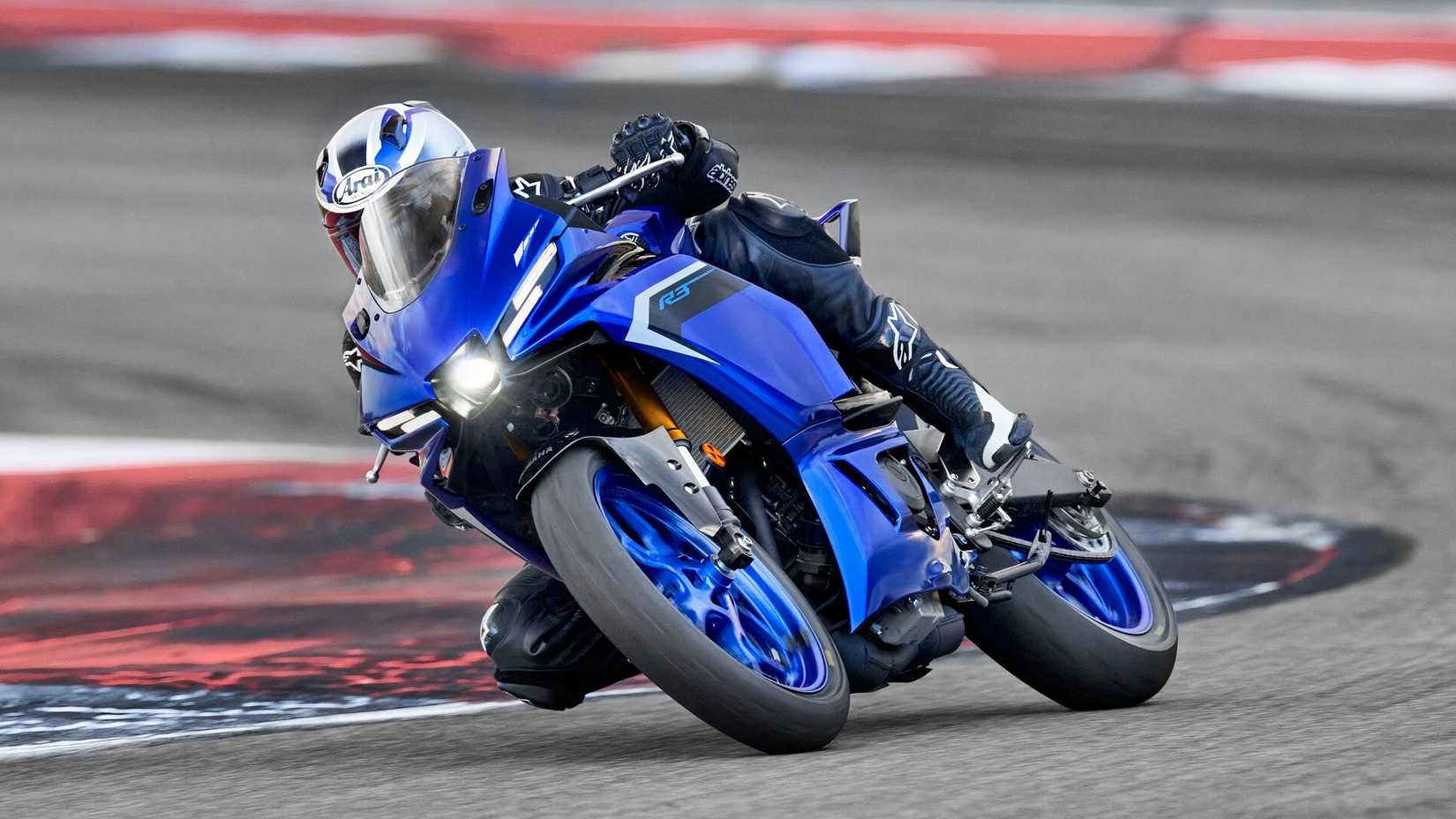 The Yamaha YZF-R3 Is The Budget Sport Bike That Can Do It All