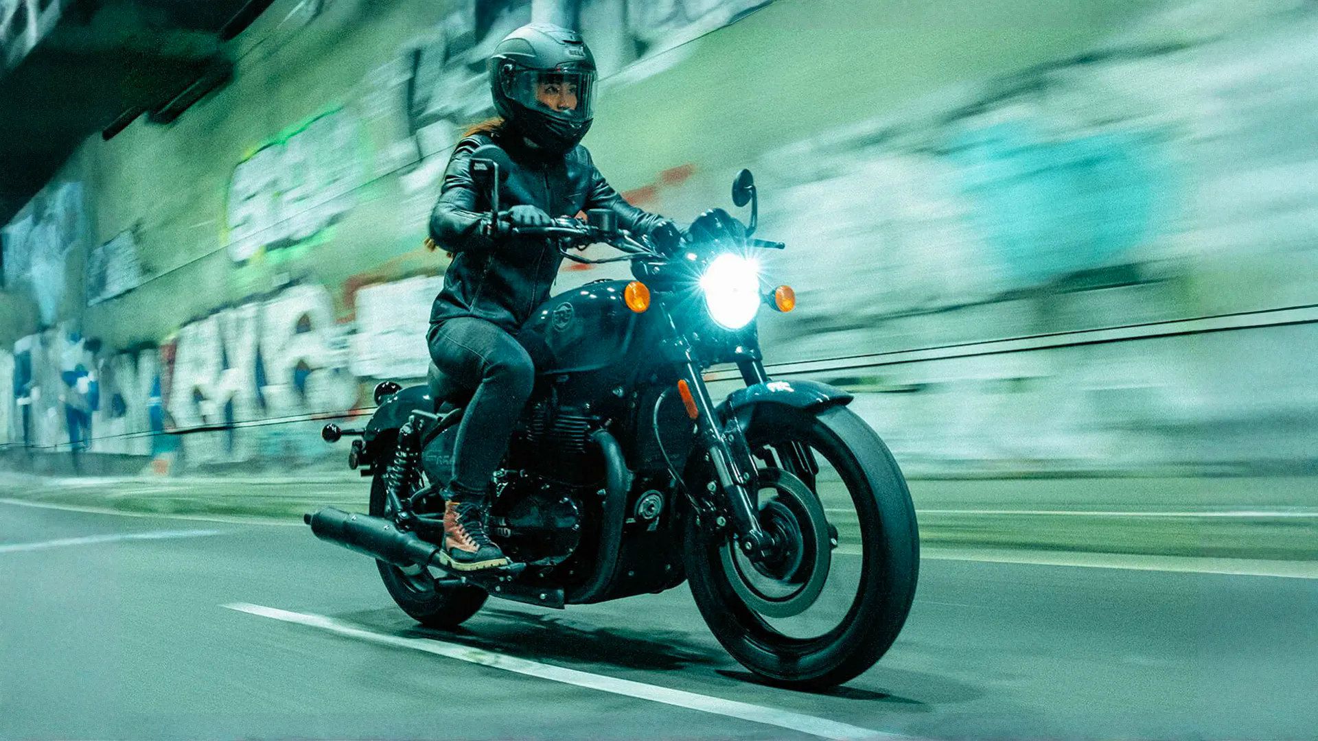 10 Small Cruiser Motorcycles You Can Ride On The Freeway