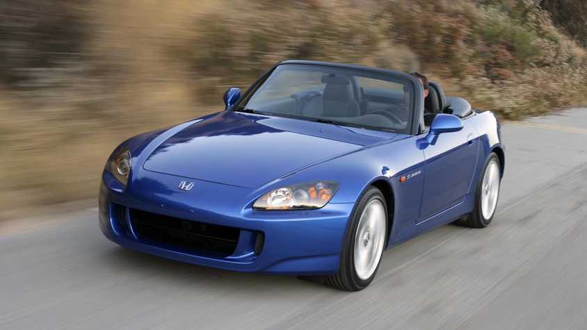 10 High-Revving Naturally Aspirated Cars You Can Still Buy In 2025