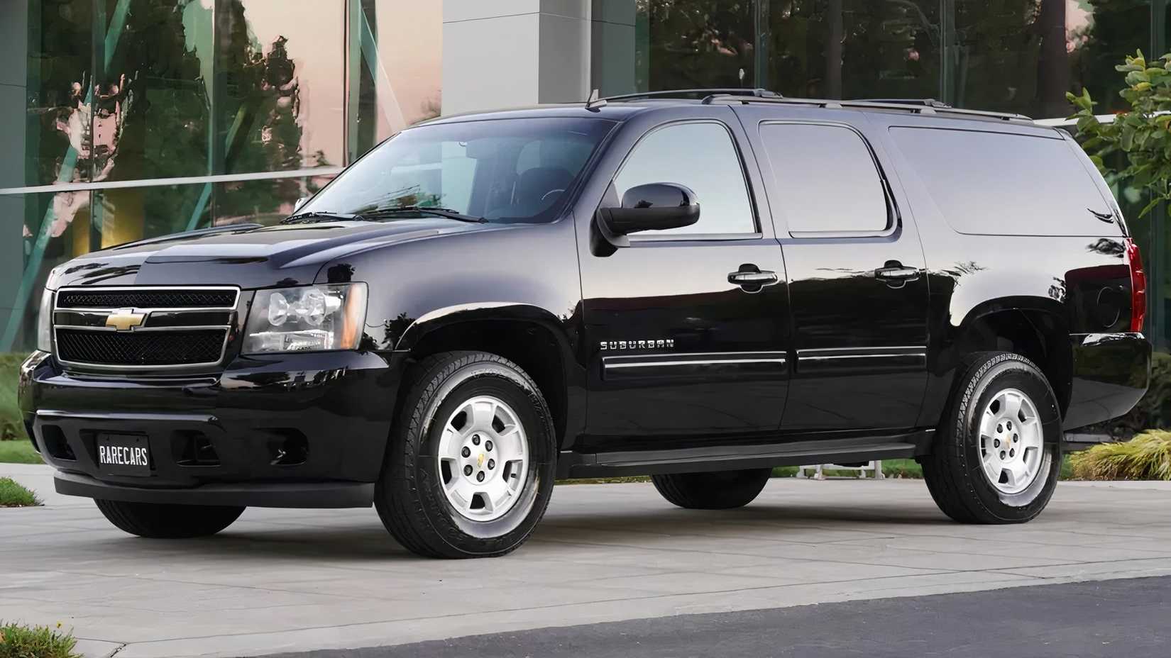 This 20-Year-Old SUV Is Still the Best Cheap 3-Row SUV for Families