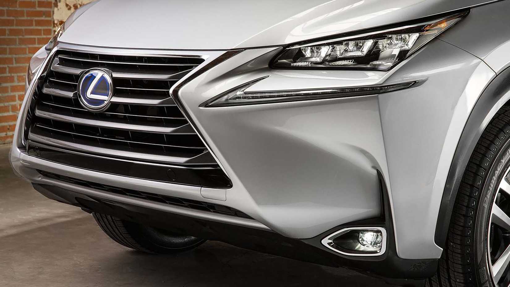 The 10-Year-Old Lexus Hybrid SUV That You Should Buy Used