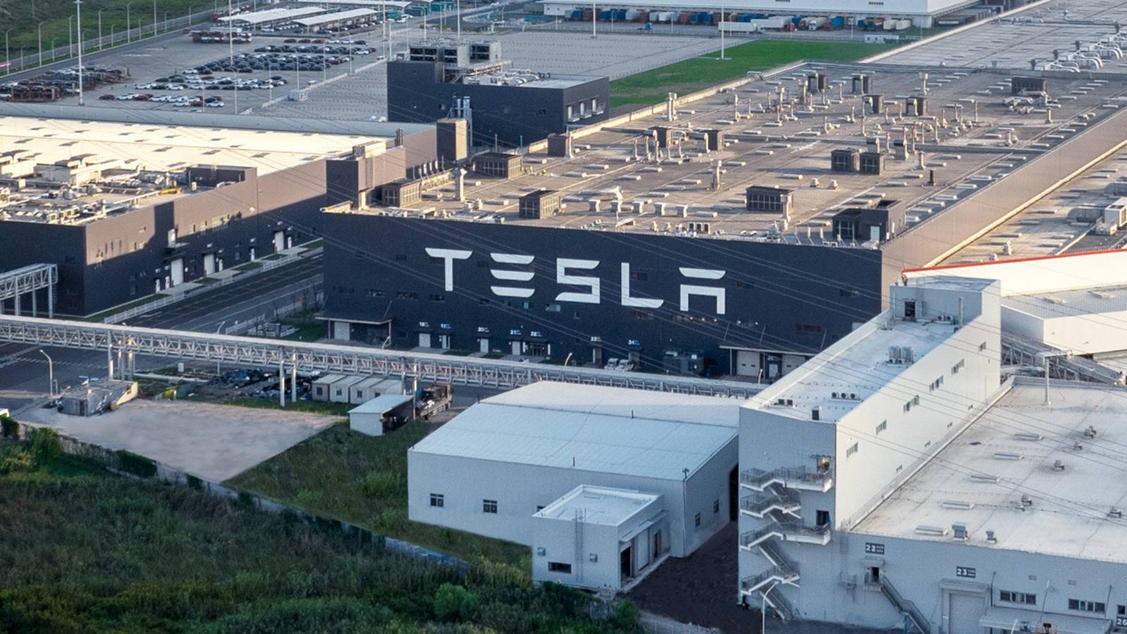 Tesla Pausing Vehicle Assembly In Texas For A Week
