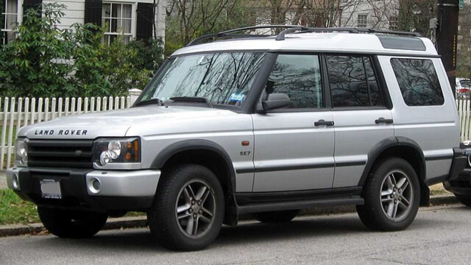 10 SUVs From The 2000s That Were Way Ahead Of Their Time