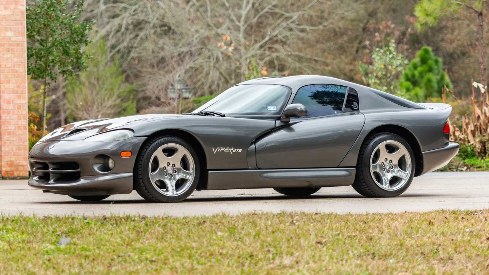 This V10-Powered Supercar Was America’s Answer To Ferrari In The 2000s