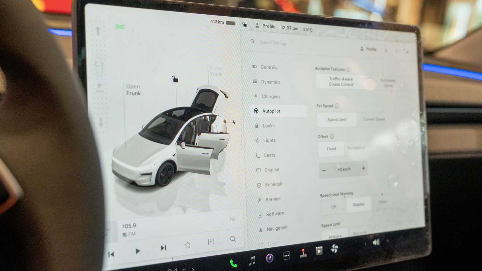 2025 Tesla Model Y "Juniper" First Impressions: Meaningful Tactile ...