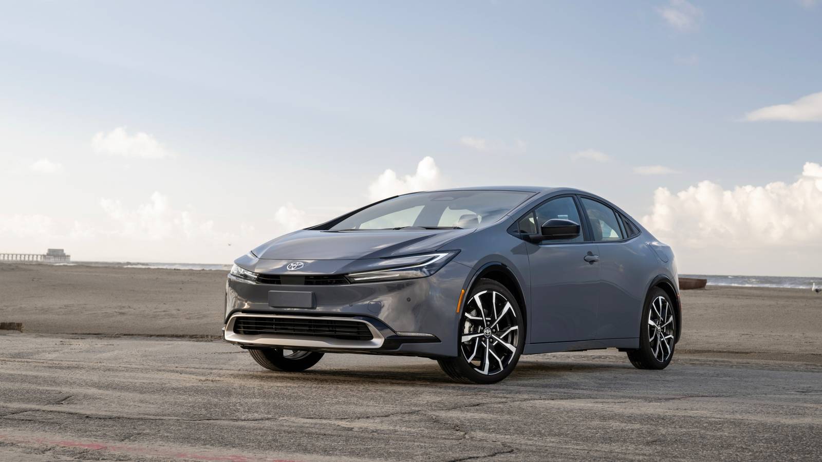 What Does MPG Really Mean? (And What's Considered 'Good')